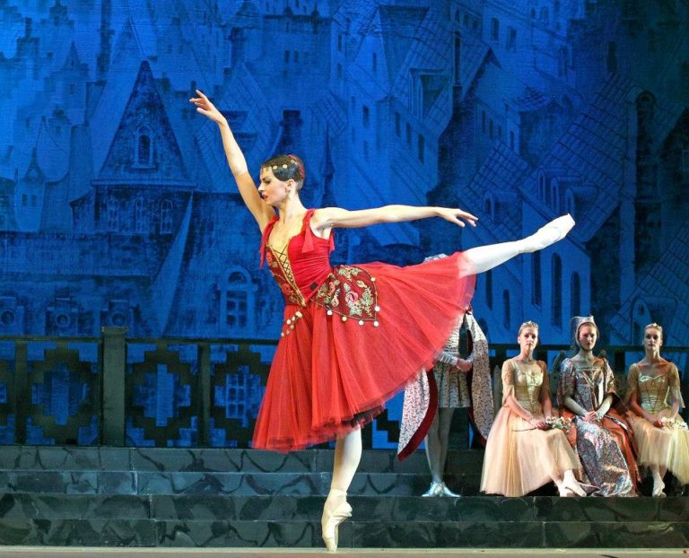 La Esmeralda Ballet Introduction | The Hunchblog of Notre Dame